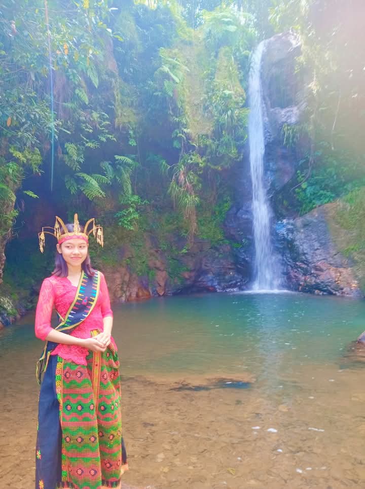 1.331 Wisatawan Mengunjungi Cunca Plias dan Kolam di Atas Awan Selama ...